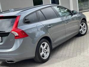 Grey Volvo V60 2017 in Jurmala, with an engine capacity of 2.00 L and mileage of 232 thousand km for 8250 €, photo 16 on AUTOMOTO.COM.LV
