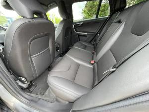 Grey Volvo V60 2017 in Jurmala, with an engine capacity of 2.00 L and mileage of 232 thousand km for 8250 €, photo 24 on AUTOMOTO.COM.LV