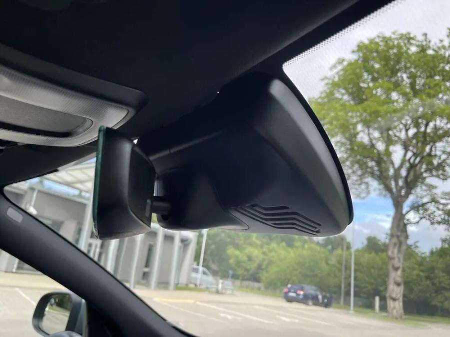 Grey Volvo V60 2017 in Jurmala, with an engine capacity of 2.00 L and mileage of 232 thousand km for 8250 €, photo 34 on AUTOMOTO.COM.LV