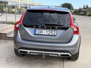 Pelēks Volvo V60 2017 Rīga, ar dzinēja tilpumu 2.00 L un nobraukumu 166 tūkst. km par 10900 €, foto 17 vietnē AUTOMOTO.COM.LV