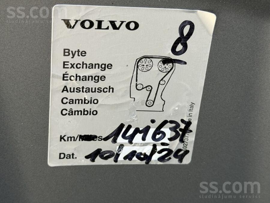 Pelēks Volvo V60 2017 Rīga, ar dzinēja tilpumu 2.00 L un nobraukumu 166 tūkst. km par 10900 €, foto 20 vietnē AUTOMOTO.COM.LV