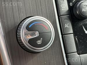 Pelēks Volvo V60 2017 Rīga, ar dzinēja tilpumu 2.00 L un nobraukumu 166 tūkst. km par 10900 €, foto 21 vietnē AUTOMOTO.COM.LV