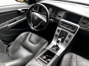 Серый Вольво B60 2017 в Таллин, объемом двигателя 2.00 л и пробегом 220 тыс. км за 10000 €, фото 15 на AUTOMOTO.COM.LV