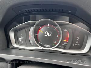 Серый Вольво B60 2017 в Таллин, объемом двигателя 2.00 л и пробегом 220 тыс. км за 10000 €, фото 18 на AUTOMOTO.COM.LV