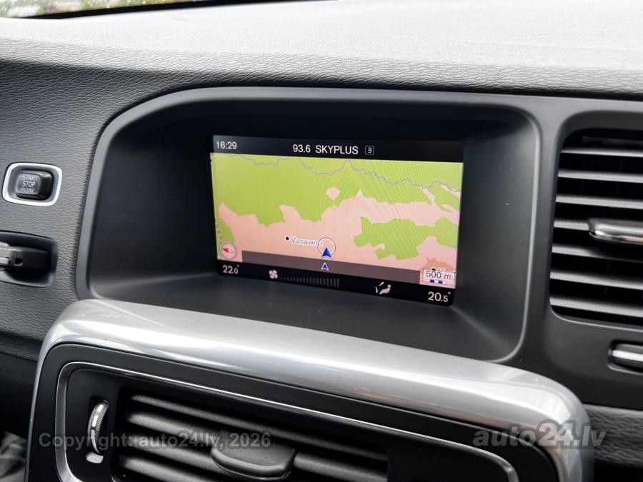 Серый Вольво B60 2017 в Таллин, объемом двигателя 2.00 л и пробегом 220 тыс. км за 10000 €, фото 19 на AUTOMOTO.COM.LV