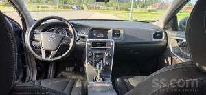 Pelēks Volvo V60 2017 Ogre, ar dzinēja tilpumu 2.00 L un nobraukumu 130 tūkst. km par 11500 €, foto 7 vietnē AUTOMOTO.COM.LV