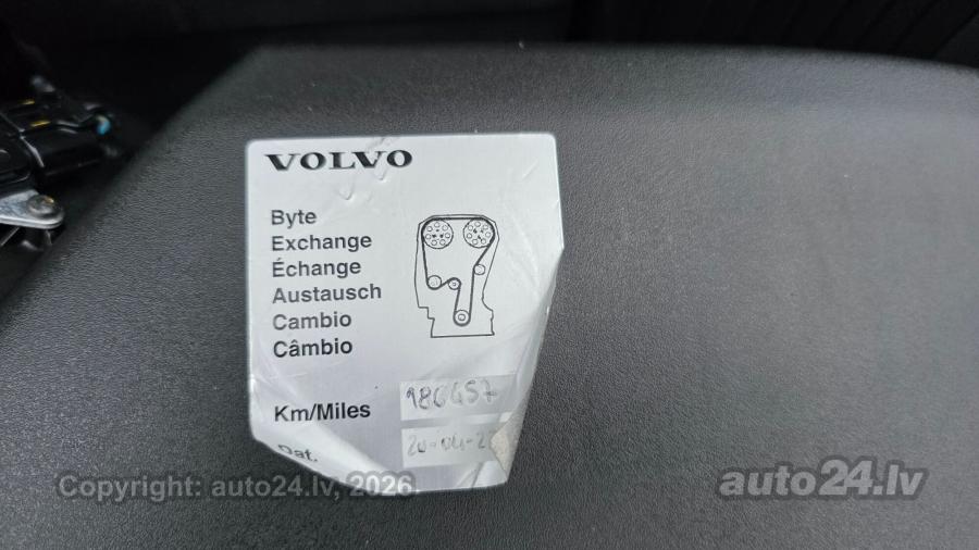 Grey Volvo V60 2017 in Tallinn, with an engine capacity of 2.00 L and mileage of 238 thousand km for 8290 €, photo 23 on AUTOMOTO.COM.LV
