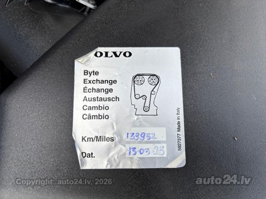 Grey Volvo V60 2017 in Paide, with an engine capacity of 2.00 L and mileage of 224 thousand km for 10490 €, photo 29 on AUTOMOTO.COM.LV