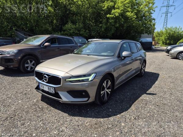Pelēks Volvo V60 2018 Rīga, ar dzinēja tilpumu 2.00 L un nobraukumu 219 tūkst. km par 14590 €, foto 1 vietnē AUTOMOTO.COM.LV