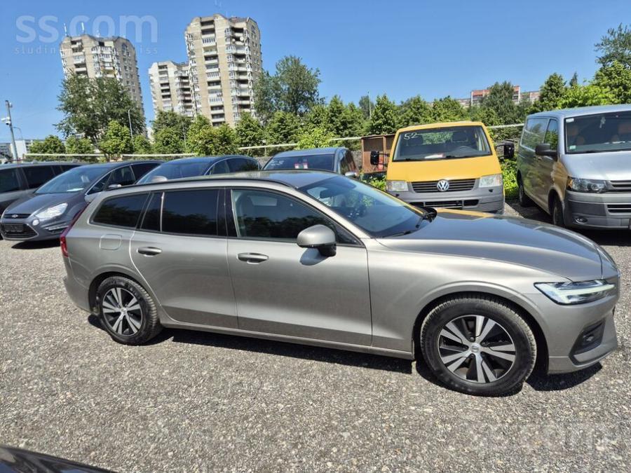 Pelēks Volvo V60 2018 Rīga, ar dzinēja tilpumu 2.00 L un nobraukumu 219 tūkst. km par 4500 €, foto 5 vietnē AUTOMOTO.COM.LV