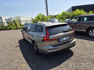 Pelēks Volvo V60 2018 Rīga, ar dzinēja tilpumu 2.00 L un nobraukumu 219 tūkst. km par 4500 €, foto 8 vietnē AUTOMOTO.COM.LV
