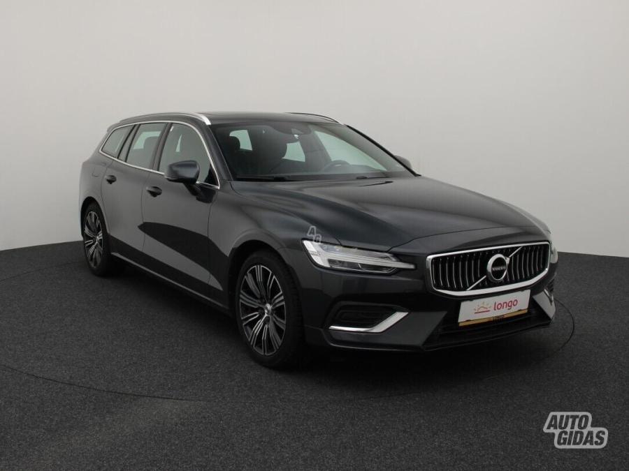 Grey Volvo V60 2018 in Vilnius, with an engine capacity of 2.00 L and mileage of 219 thousand km for 17199 €, photo 10 on AUTOMOTO.COM.LV