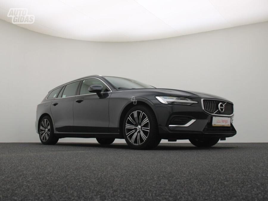 Grey Volvo V60 2018 in Vilnius, with an engine capacity of 2.00 L and mileage of 219 thousand km for 17199 €, photo 11 on AUTOMOTO.COM.LV