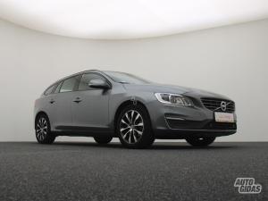 Pelēks Volvo V60 2018 Viļņa, ar dzinēja tilpumu 2.00 L un nobraukumu 206 tūkst. km par 13699 €, foto 11 vietnē AUTOMOTO.COM.LV