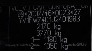Grey Volvo V60 2018 in Tartu, with an engine capacity of 2.00 L and mileage of 181 thousand km for 10990 €, photo 4 on AUTOMOTO.COM.LV