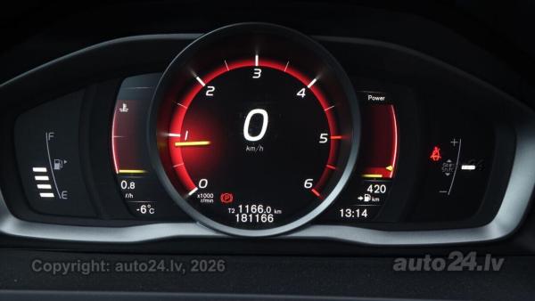 Серый Вольво B60 2018 в Тарту, объемом двигателя 2.00 л и пробегом 181 тыс. км за 10990 €, фото 11 на AUTOMOTO.COM.LV