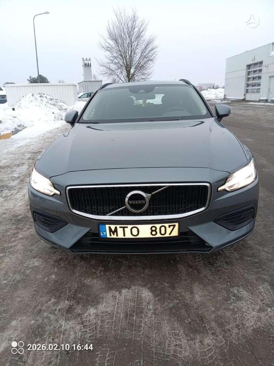 Pelēks Volvo V60 2018 Kretinga, ar dzinēja tilpumu 1.97 L un nobraukumu 320 tūkst. km par 9800 €, foto 2 vietnē AUTOMOTO.COM.LV