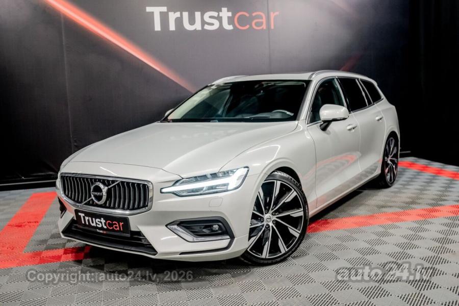 Pelēks Volvo V60 2018 Pērnava, ar dzinēja tilpumu 2.00 L un nobraukumu 209 tūkst. km par 18900 €, foto 1 vietnē AUTOMOTO.COM.LV