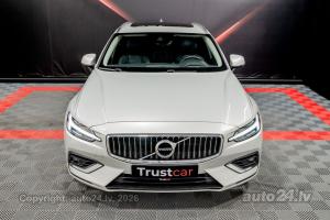 Pelēks Volvo V60 2018 Pērnava, ar dzinēja tilpumu 2.00 L un nobraukumu 209 tūkst. km par 18900 €, foto 3 vietnē AUTOMOTO.COM.LV