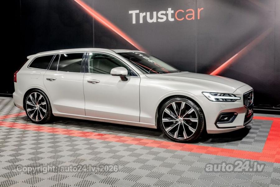 Pelēks Volvo V60 2018 Pērnava, ar dzinēja tilpumu 2.00 L un nobraukumu 209 tūkst. km par 18900 €, foto 6 vietnē AUTOMOTO.COM.LV