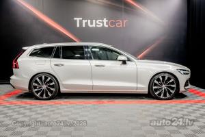 Pelēks Volvo V60 2018 Pērnava, ar dzinēja tilpumu 2.00 L un nobraukumu 209 tūkst. km par 18900 €, foto 8 vietnē AUTOMOTO.COM.LV