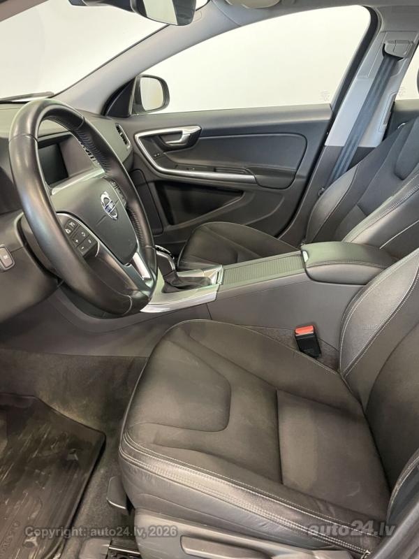 Pelēks Volvo V60 2018 Tallina, ar dzinēja tilpumu 1.97 L un nobraukumu 117 tūkst. km par 11490 €, foto 6 vietnē AUTOMOTO.COM.LV