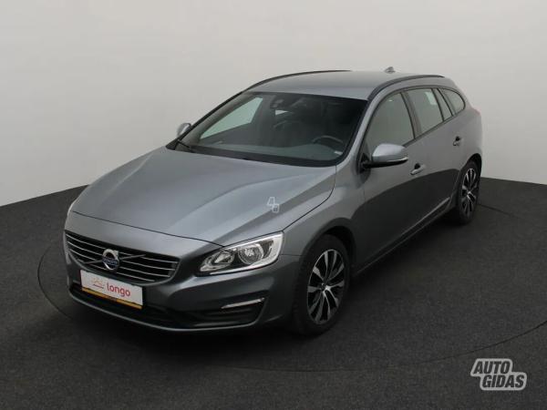 Pelēks Volvo V60 2018 Viļņa, ar dzinēja tilpumu 2.00 L un nobraukumu 190 tūkst. km par 11799 €, foto  vietnē AUTOMOTO.COM.LV