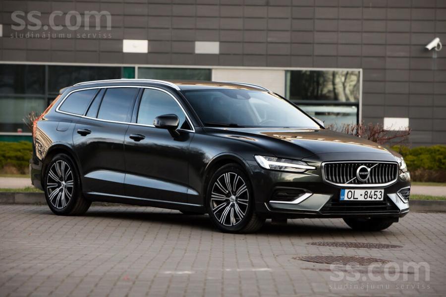 Grey Volvo V60 2018 in Jelgava, with an engine capacity of 2.00 L and mileage of 0 thousand km for 16490 €, photo 3 on AUTOMOTO.COM.LV