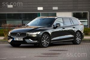 Grey Volvo V60 2018 in Jelgava, with an engine capacity of 2.00 L and mileage of 0 thousand km for 16490 €, photo 5 on AUTOMOTO.COM.LV