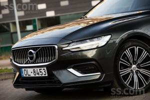 Grey Volvo V60 2018 in Jelgava, with an engine capacity of 2.00 L and mileage of 0 thousand km for 16490 €, photo 7 on AUTOMOTO.COM.LV