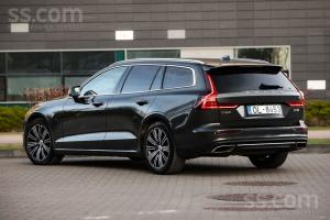 Grey Volvo V60 2018 in Jelgava, with an engine capacity of 2.00 L and mileage of 0 thousand km for 16490 €, photo 8 on AUTOMOTO.COM.LV