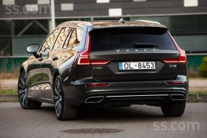 Grey Volvo V60 2018 in Jelgava, with an engine capacity of 2.00 L and mileage of 0 thousand km for 16490 €, photo 9 on AUTOMOTO.COM.LV