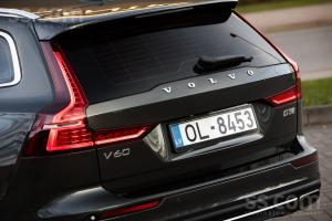 Grey Volvo V60 2018 in Jelgava, with an engine capacity of 2.00 L and mileage of 0 thousand km for 16490 €, photo 10 on AUTOMOTO.COM.LV