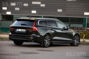 Grey Volvo V60 2018 in Jelgava, with an engine capacity of 2.00 L and mileage of 0 thousand km for 16490 €, photo 13 on AUTOMOTO.COM.LV