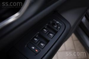 Grey Volvo V60 2018 in Jelgava, with an engine capacity of 2.00 L and mileage of 0 thousand km for 16490 €, photo 23 on AUTOMOTO.COM.LV