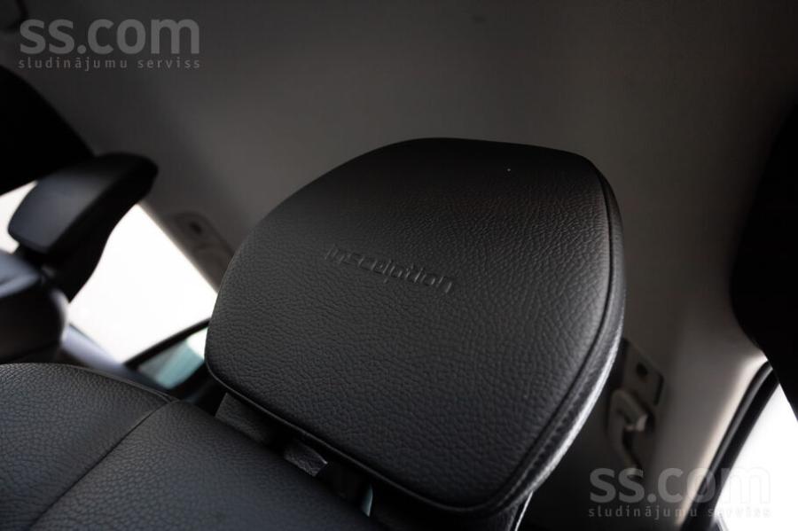 Grey Volvo V60 2018 in Jelgava, with an engine capacity of 2.00 L and mileage of 0 thousand km for 16490 €, photo 24 on AUTOMOTO.COM.LV