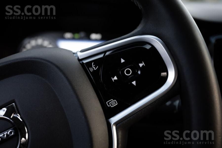 Grey Volvo V60 2018 in Jelgava, with an engine capacity of 2.00 L and mileage of 0 thousand km for 16490 €, photo 28 on AUTOMOTO.COM.LV