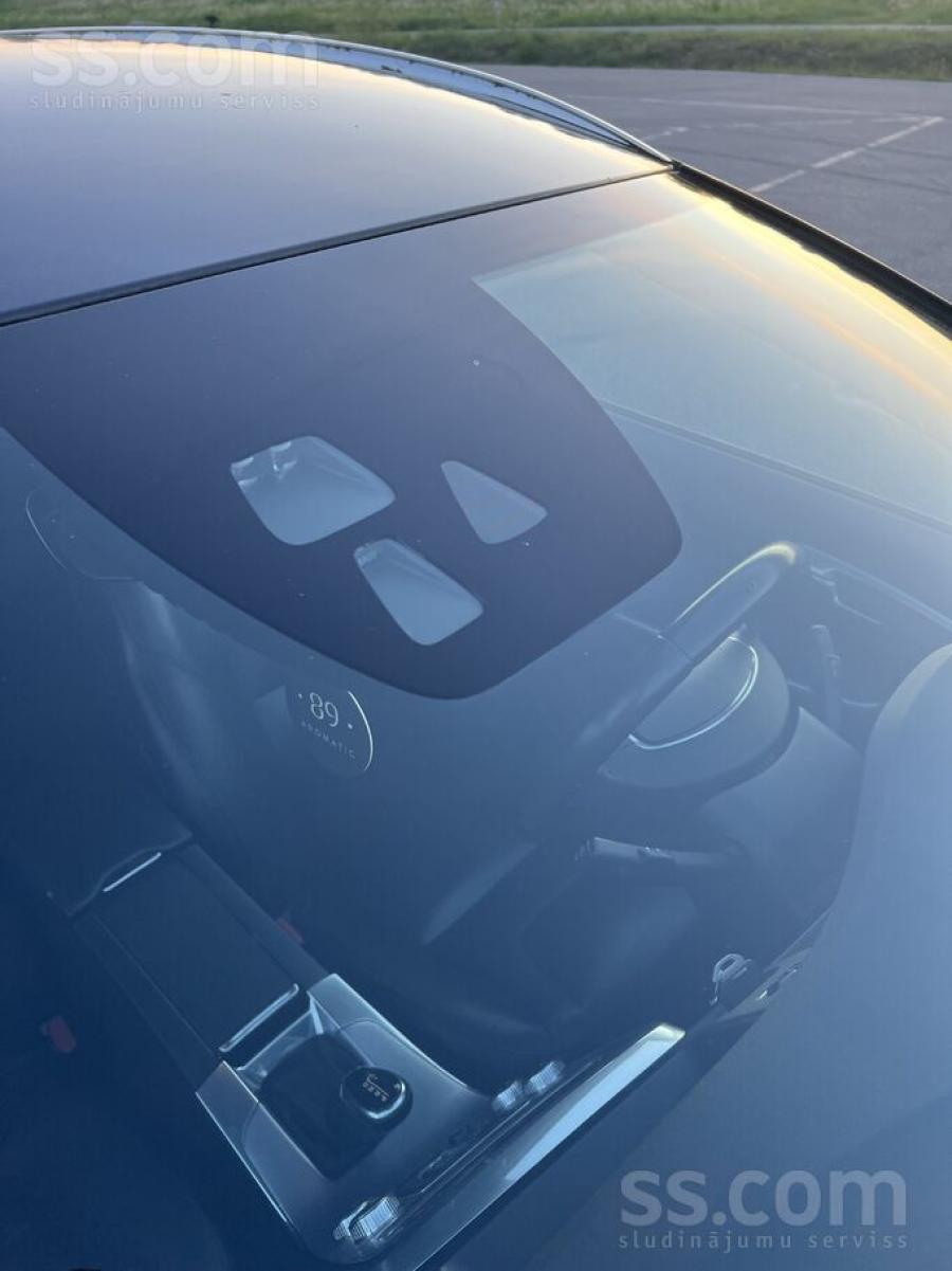 Pelēks Volvo V60 2018 Valmiera, ar dzinēja tilpumu 2.40 L un nobraukumu 180 tūkst. km par 12200 €, foto 17 vietnē AUTOMOTO.COM.LV