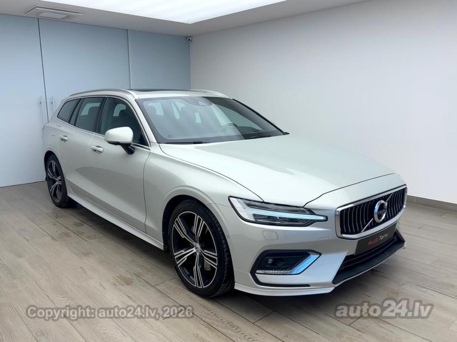 Grey Volvo V60 2018 in Tartu, with an engine capacity of 2.00 L and mileage of 144 thousand km for 24900 €, photo 4 on AUTOMOTO.COM.LV