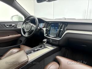 Grey Volvo V60 2018 in Tartu, with an engine capacity of 2.00 L and mileage of 144 thousand km for 24900 €, photo 13 on AUTOMOTO.COM.LV