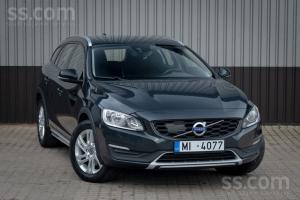 Grey Volvo V60 2018 in Tukums, with an engine capacity of 2.00 L and mileage of 304 thousand km for 9650 €, photo  on AUTOMOTO.COM.LV