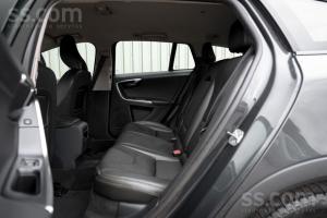 Pelēks Volvo V60 2018 Tukums, ar dzinēja tilpumu 2.00 L un nobraukumu 304 tūkst. km par 9650 €, foto 11 vietnē AUTOMOTO.COM.LV