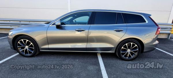 Grey Volvo V60 2018 in Tallinn, with an engine capacity of 2.00 L and mileage of 174 thousand km for 15890 €, photo 5 on AUTOMOTO.COM.LV