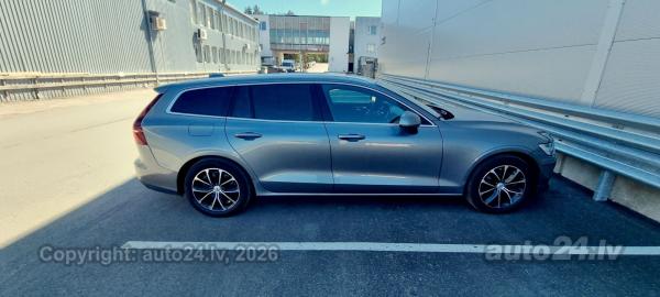 Grey Volvo V60 2018 in Tallinn, with an engine capacity of 2.00 L and mileage of 174 thousand km for 15890 €, photo 6 on AUTOMOTO.COM.LV