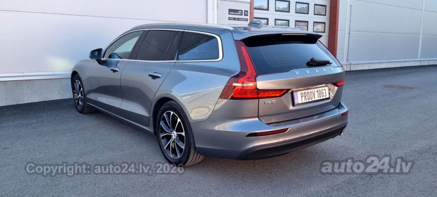 Pelēks Volvo V60 2018 Tallina, ar dzinēja tilpumu 2.00 L un nobraukumu 174 tūkst. km par 15890 €, foto 8 vietnē AUTOMOTO.COM.LV