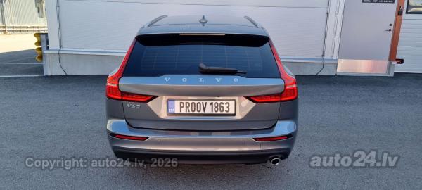 Grey Volvo V60 2018 in Tallinn, with an engine capacity of 2.00 L and mileage of 174 thousand km for 15890 €, photo 8 on AUTOMOTO.COM.LV