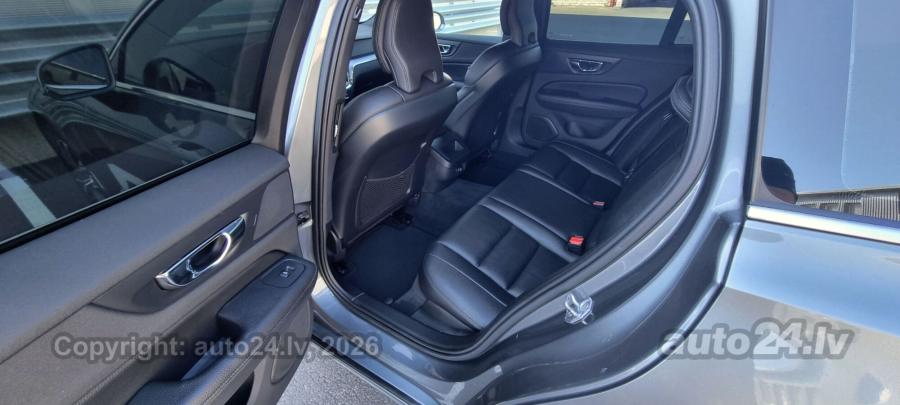 Pelēks Volvo V60 2018 Tallina, ar dzinēja tilpumu 2.00 L un nobraukumu 174 tūkst. km par 15890 €, foto 19 vietnē AUTOMOTO.COM.LV