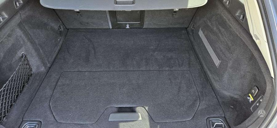 Grey Volvo V60 2018 in Klaipeda, with an engine capacity of 1.97 L and mileage of 96 thousand km for 18800 €, photo 12 on AUTOMOTO.COM.LV