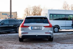 Pelēks Volvo V60 2018 Rīga, ar dzinēja tilpumu 2.00 L un nobraukumu 198 tūkst. km par 12995 €, foto 13 vietnē AUTOMOTO.COM.LV