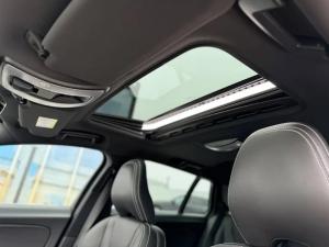 Pelēks Volvo V60 2018 Rīga, ar dzinēja tilpumu 2.40 L un nobraukumu 182 tūkst. km par 12995 €, foto 14 vietnē AUTOMOTO.COM.LV